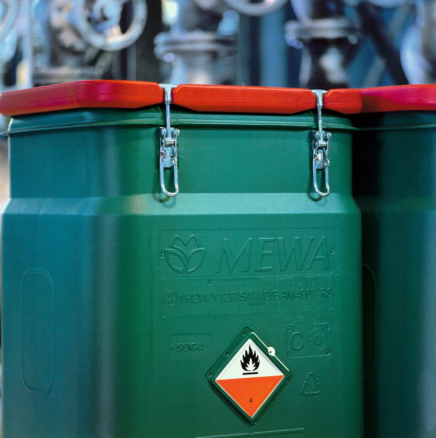 Stocker et transporter les lavettes réutilisables Mewa en toute ...