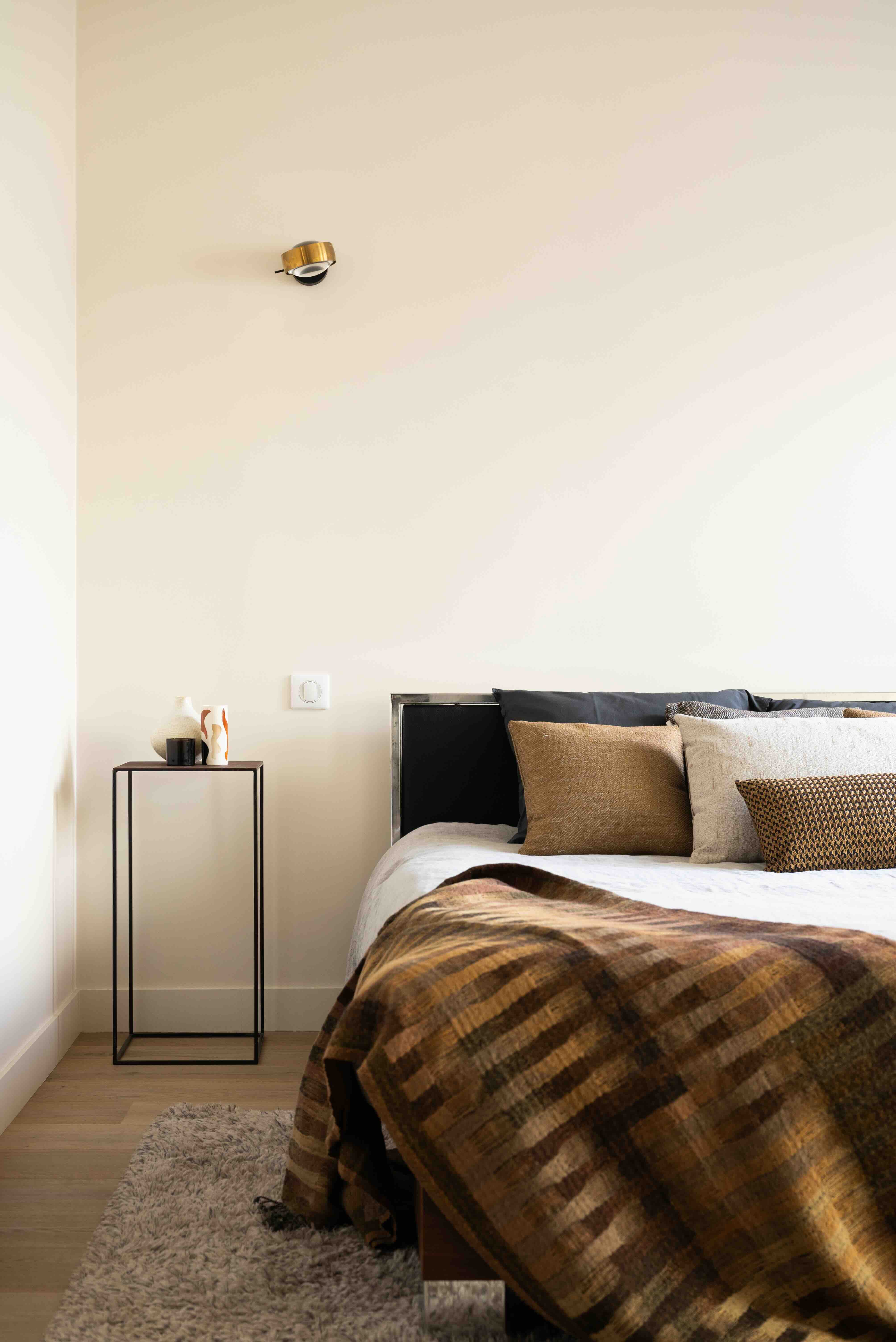 Studio Castille : rénovation d’appartement avec verrière sur mesure